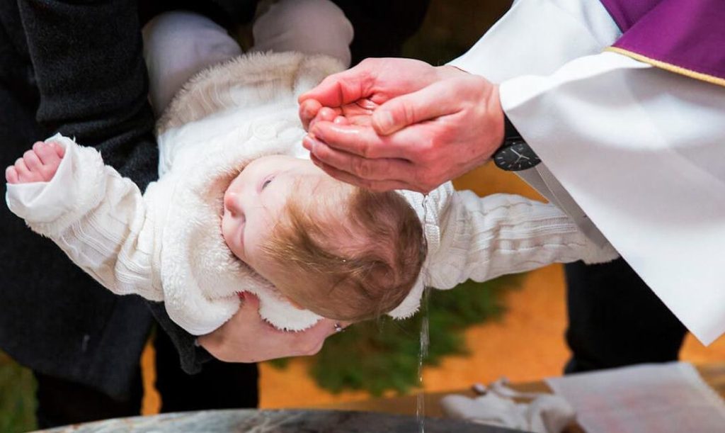 288781-1600x1066-catholic-baptism-ceremony - Church of Our Lady and St Anne